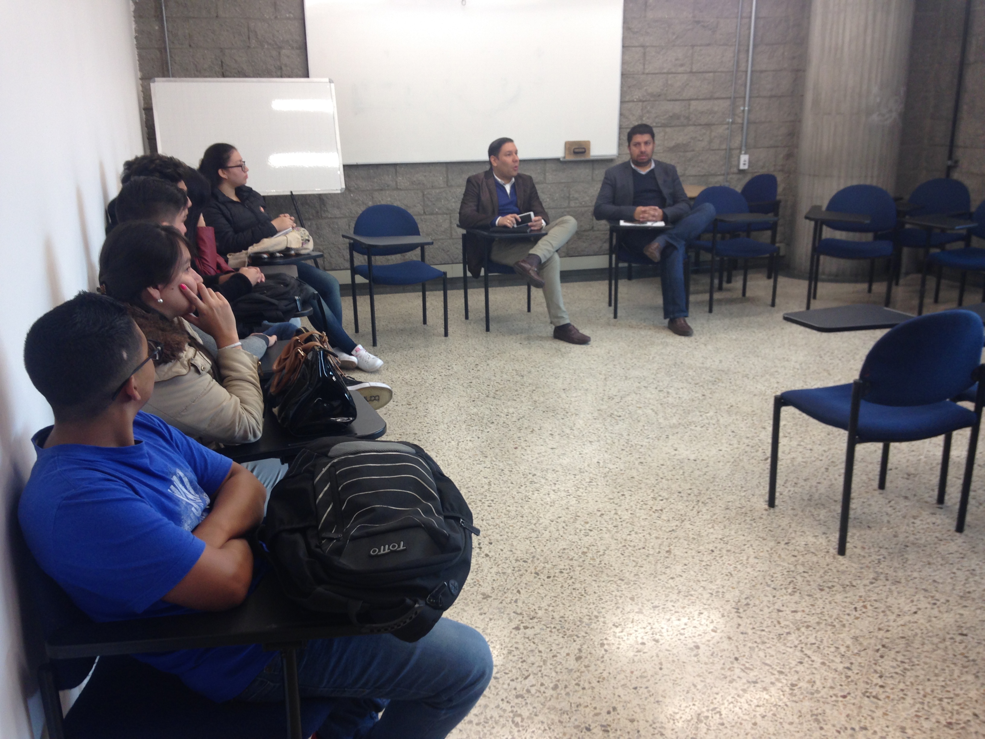 UN NUEVO CAMINO EN LA PILOTO - Universidad Piloto de Colombia